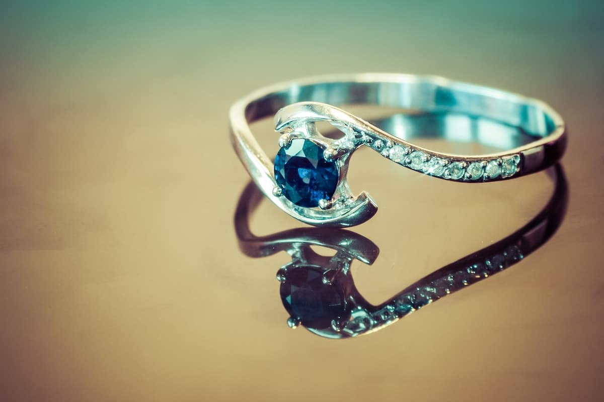 Setting in Stone: Understanding the Basics of Diamond Settings